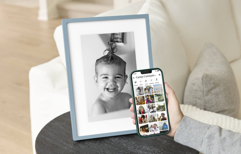 Digital Picture Frames | Skylight Frame
