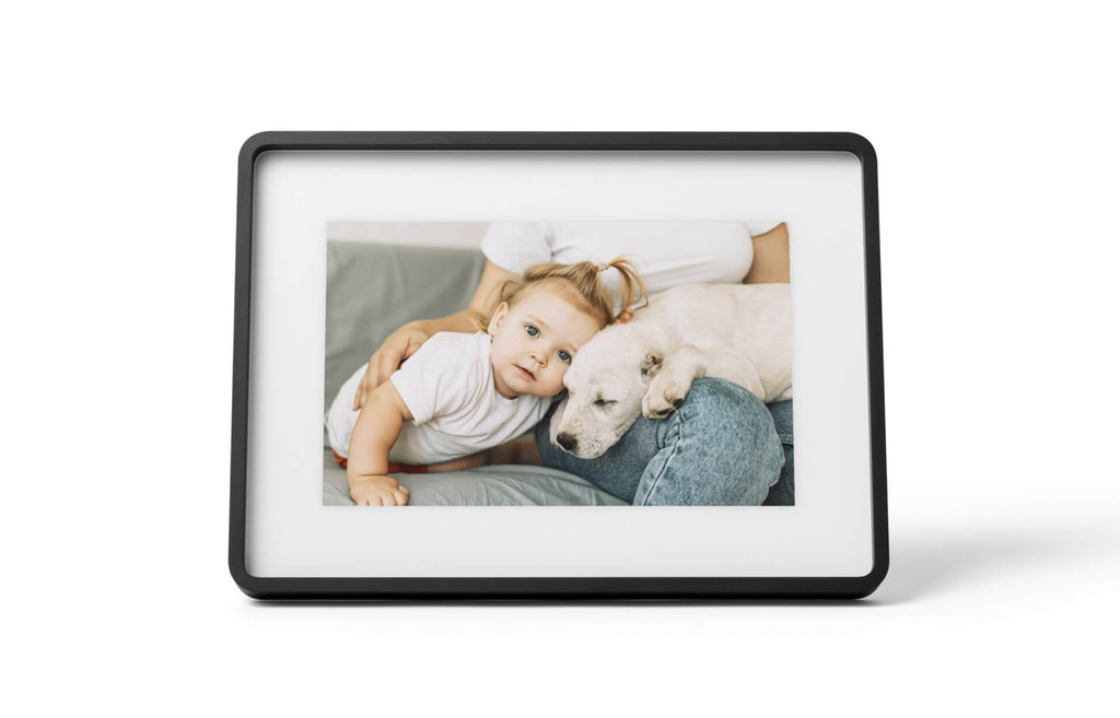 Digital Picture Frames | Skylight Frame